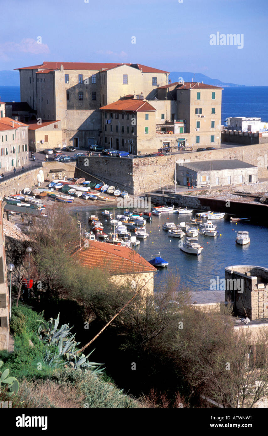 Marina of piombino hi-res stock photography and images - Alamy