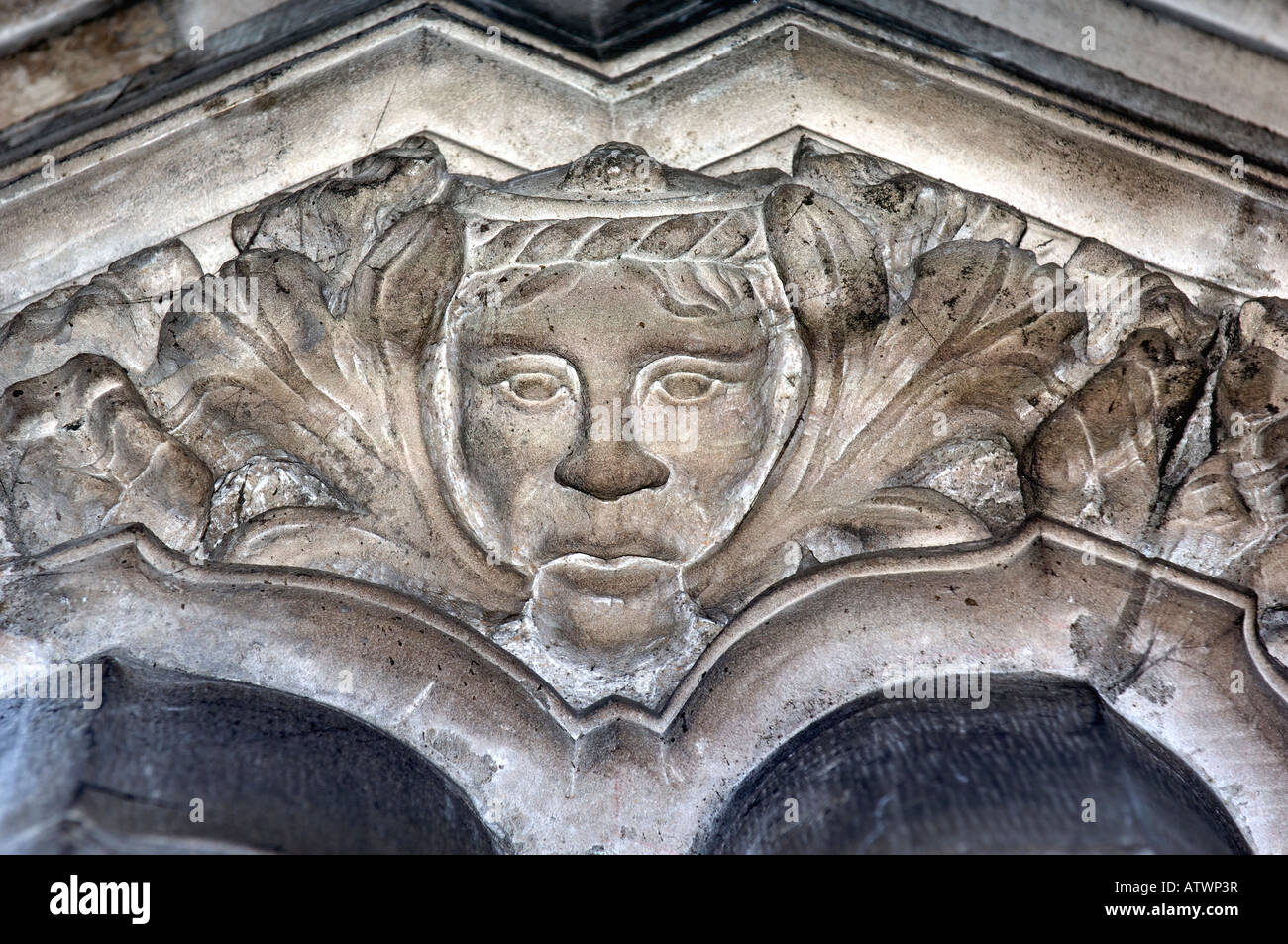 Green man carving foliate hi-res stock photography and images - Alamy