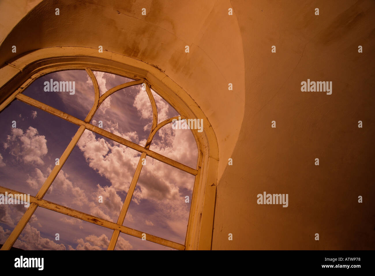 Framing objects hi-res stock photography and images - Alamy