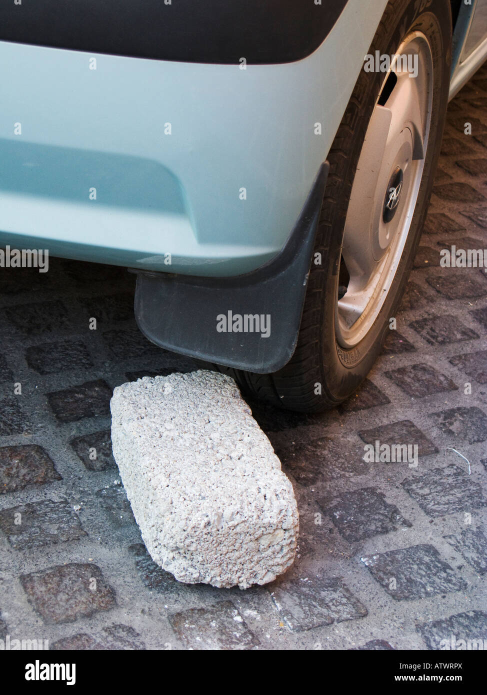 Prevent vehicle hi-res stock photography and images - Alamy