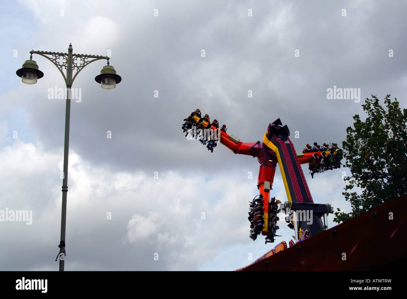 St giles funfair hi-res stock photography and images - Alamy