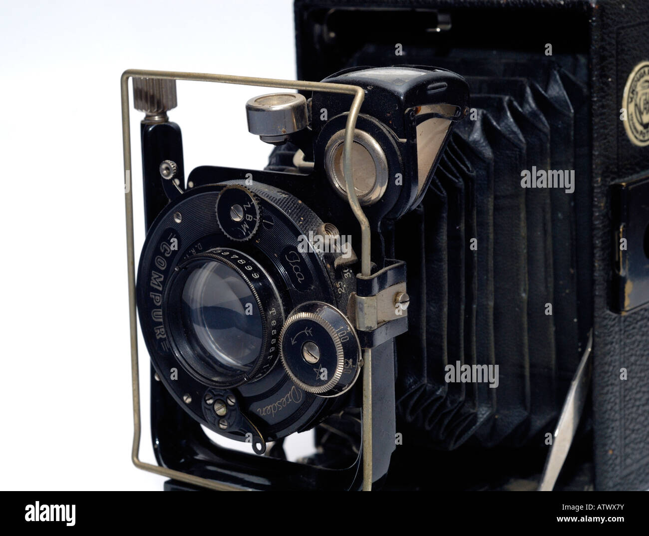 Antique vintage camera Stock Photo - Alamy