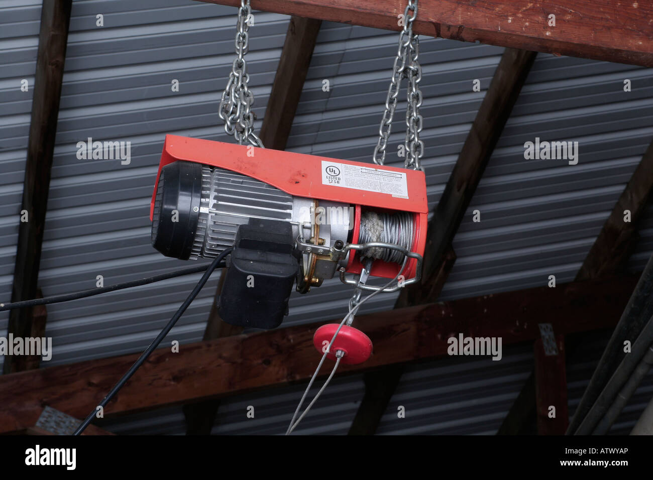 Electric cable hoist hi-res stock photography and images - Alamy