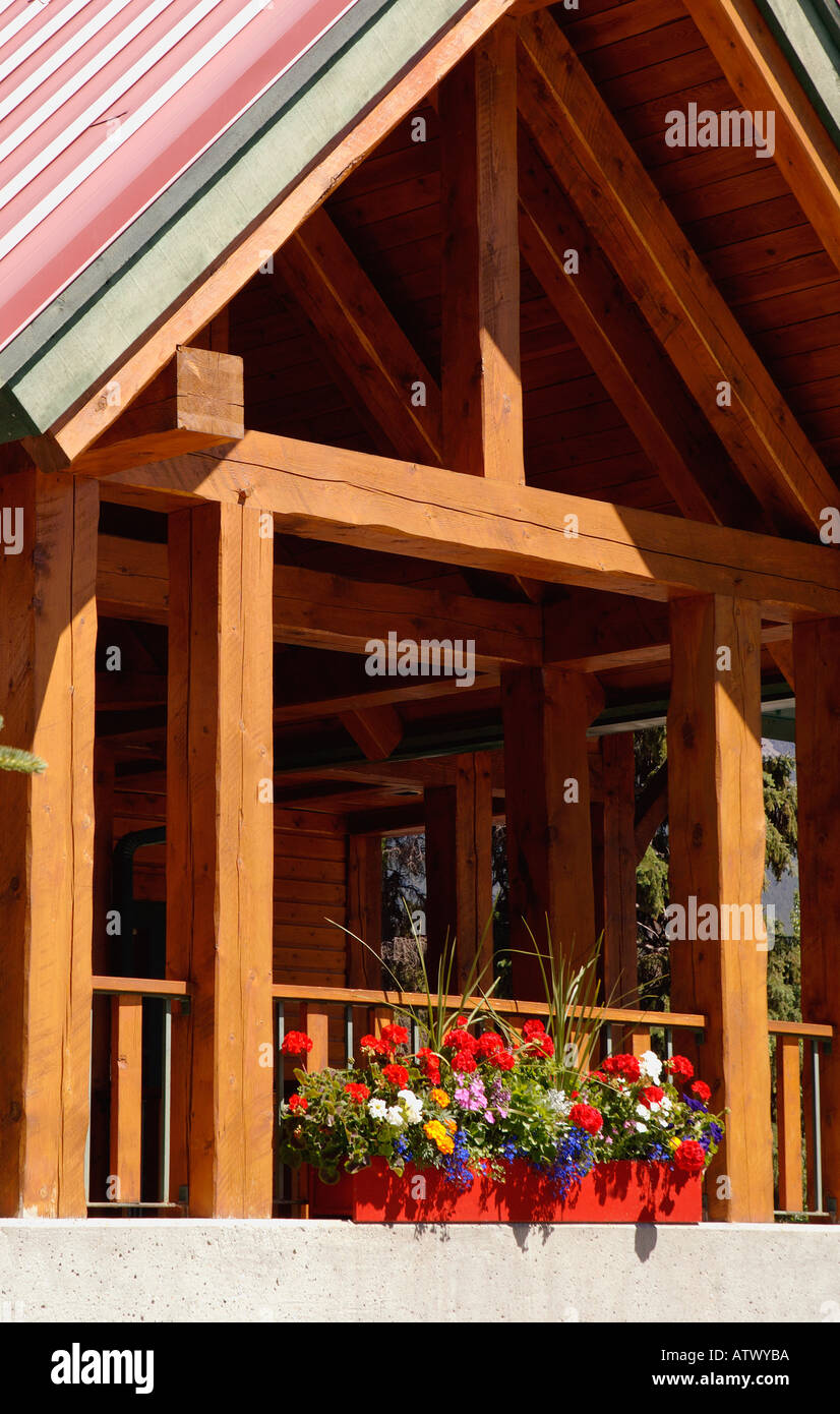 Timber verandah supports hi-res stock photography and images - Alamy