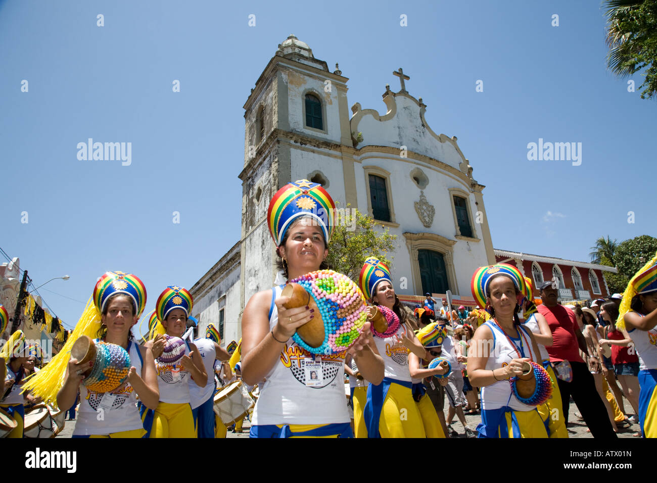 Carnival blocos hi-res stock photography and images - Alamy