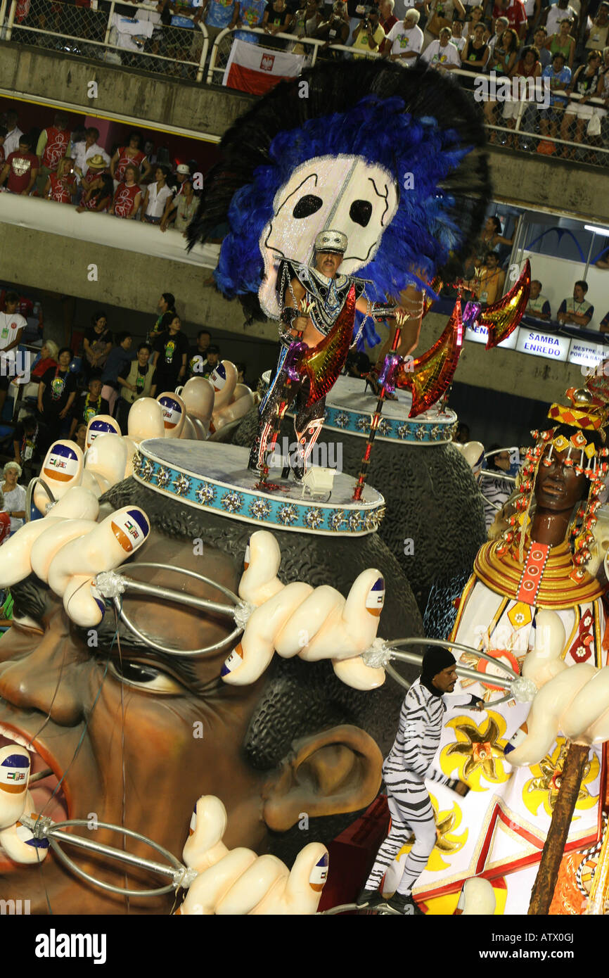 Details of float and amazing costumes of exhibitors and dancers on ...