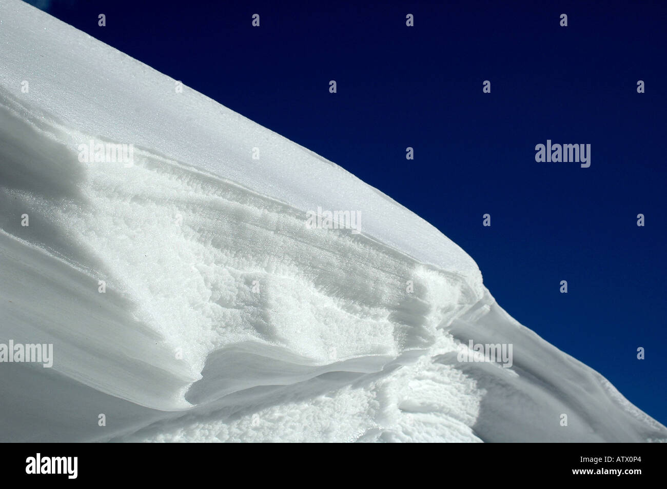Snow ovindoli abruzzo italy hi-res stock photography and images - Alamy