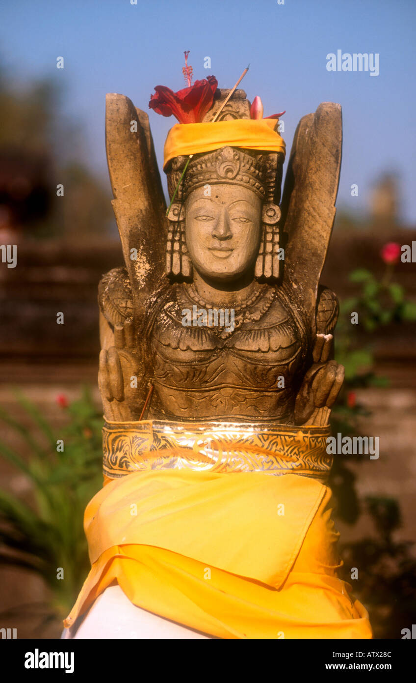 HINDU SHRINE KUTA BALI INDONESIA PH DAN WHITE Stock Photo - Alamy