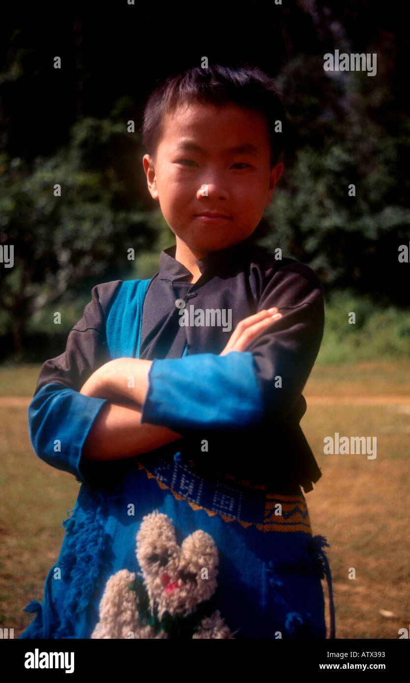 HMONG CHILD NORTHERN LAOS PH DAN WHITE Stock Photo - Alamy