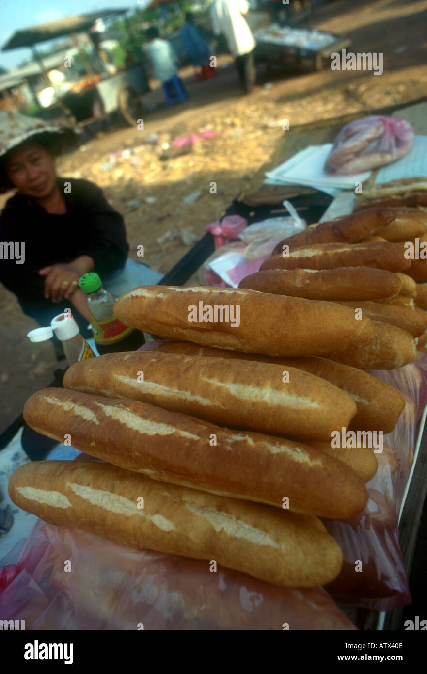 BAGUETTE VENDOR VIENTIANE LAOS PH DAN WHITE Stock Photo - Alamy
