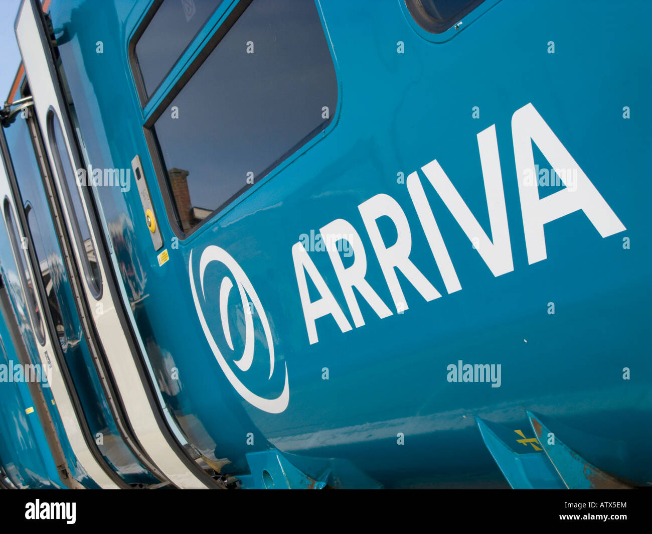 Arriva train company logo on DMU diesel multiple unit Stock Photo - Alamy
