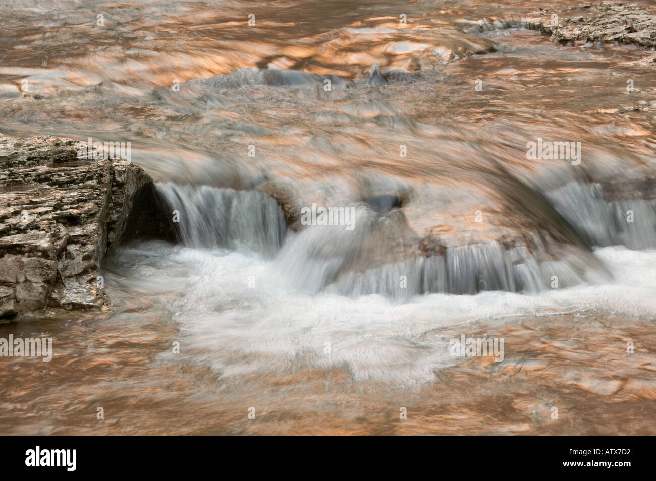 Water flowing over rock ledge hi-res stock photography and images - Alamy