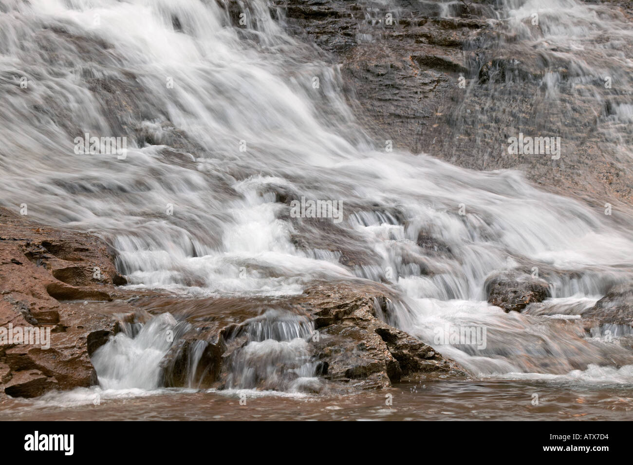 Water flowing over rock ledge hi-res stock photography and images - Alamy