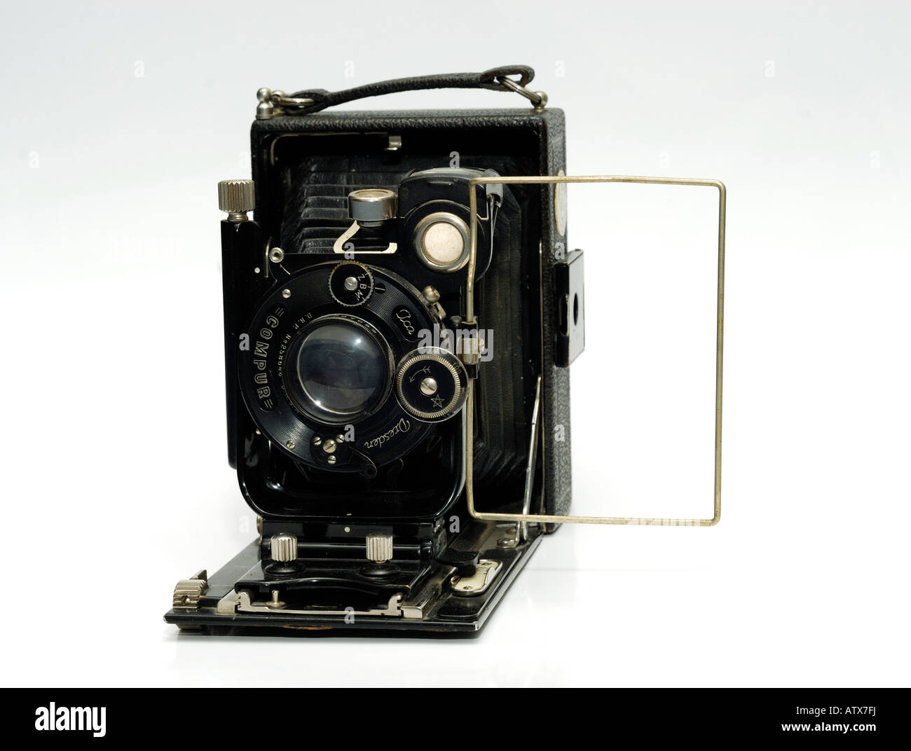 Antique vintage camera Stock Photo - Alamy