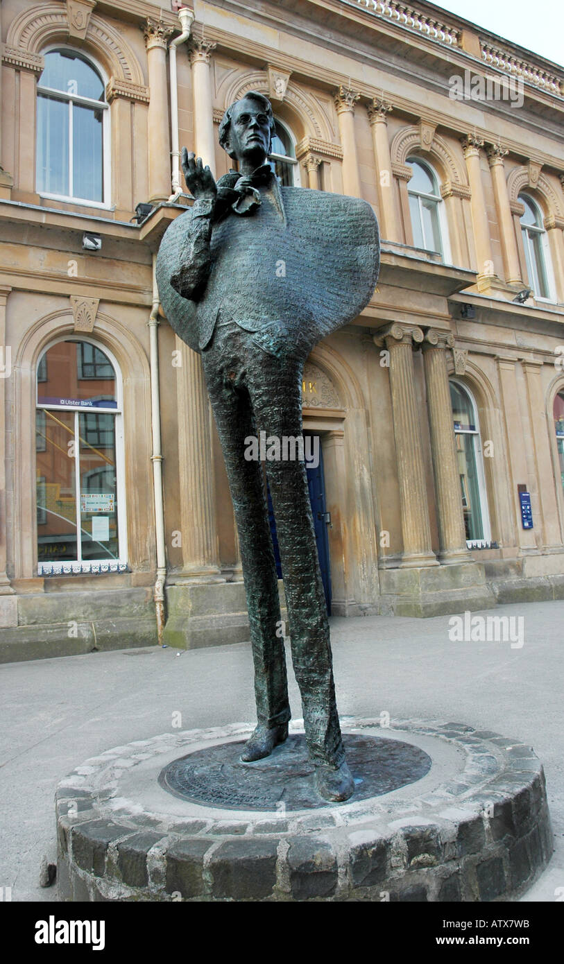 Sligo yeats sculpture hi-res stock photography and images - Alamy
