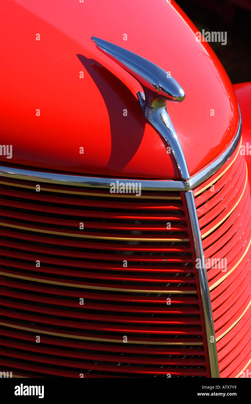 The classic red hi-res stock photography and images - Alamy