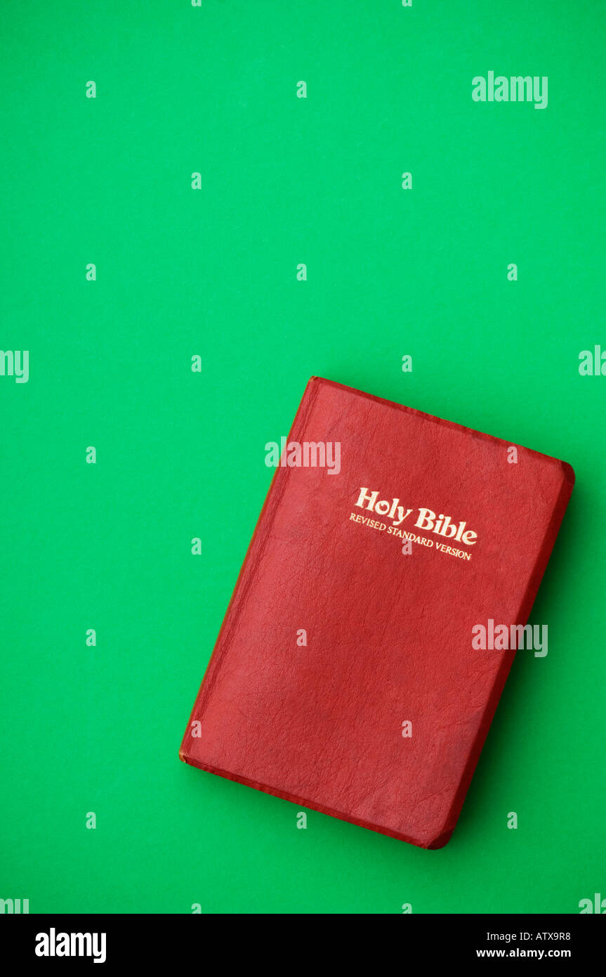 Red bible hi-res stock photography and images - Alamy
