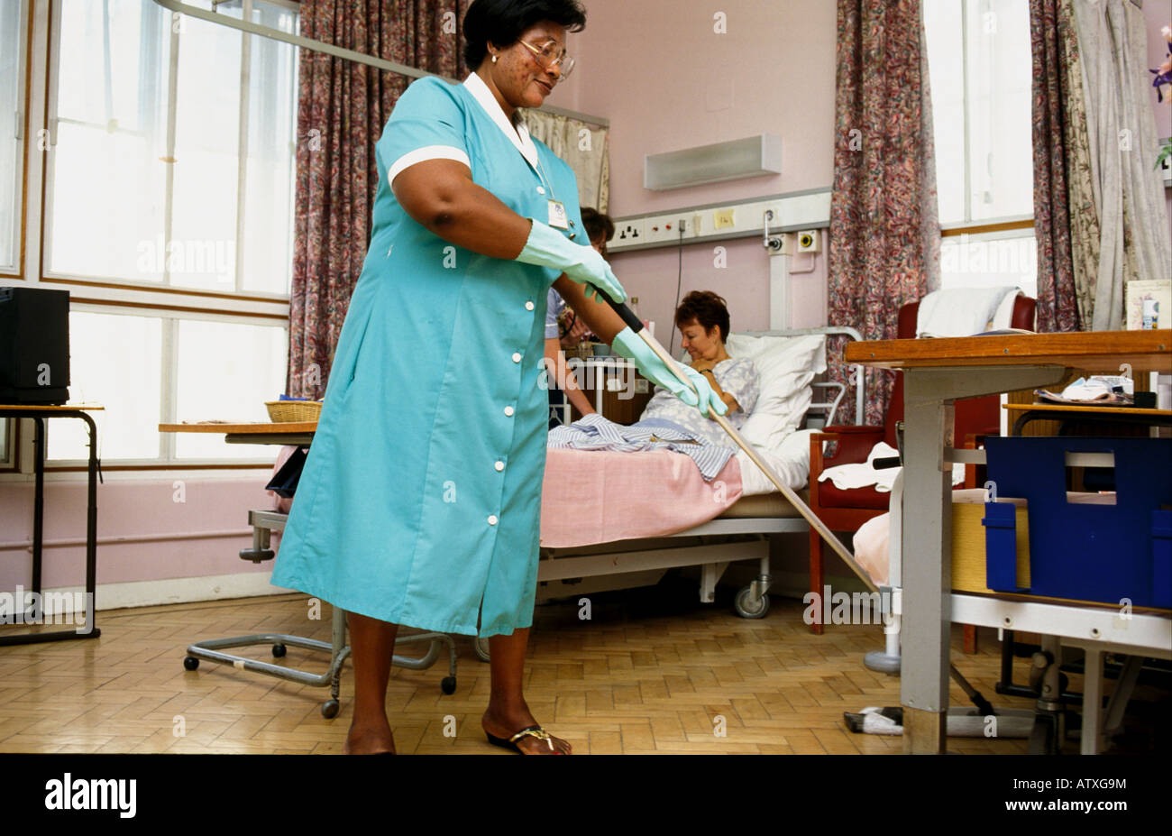 Hospital cleaning hi-res stock photography and images - Alamy