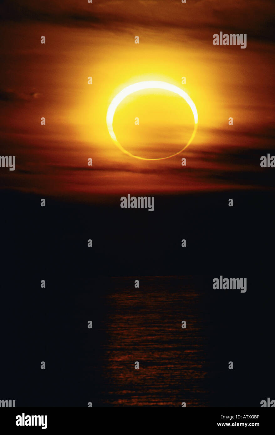 annular eclipse of the sun Stock Photo - Alamy