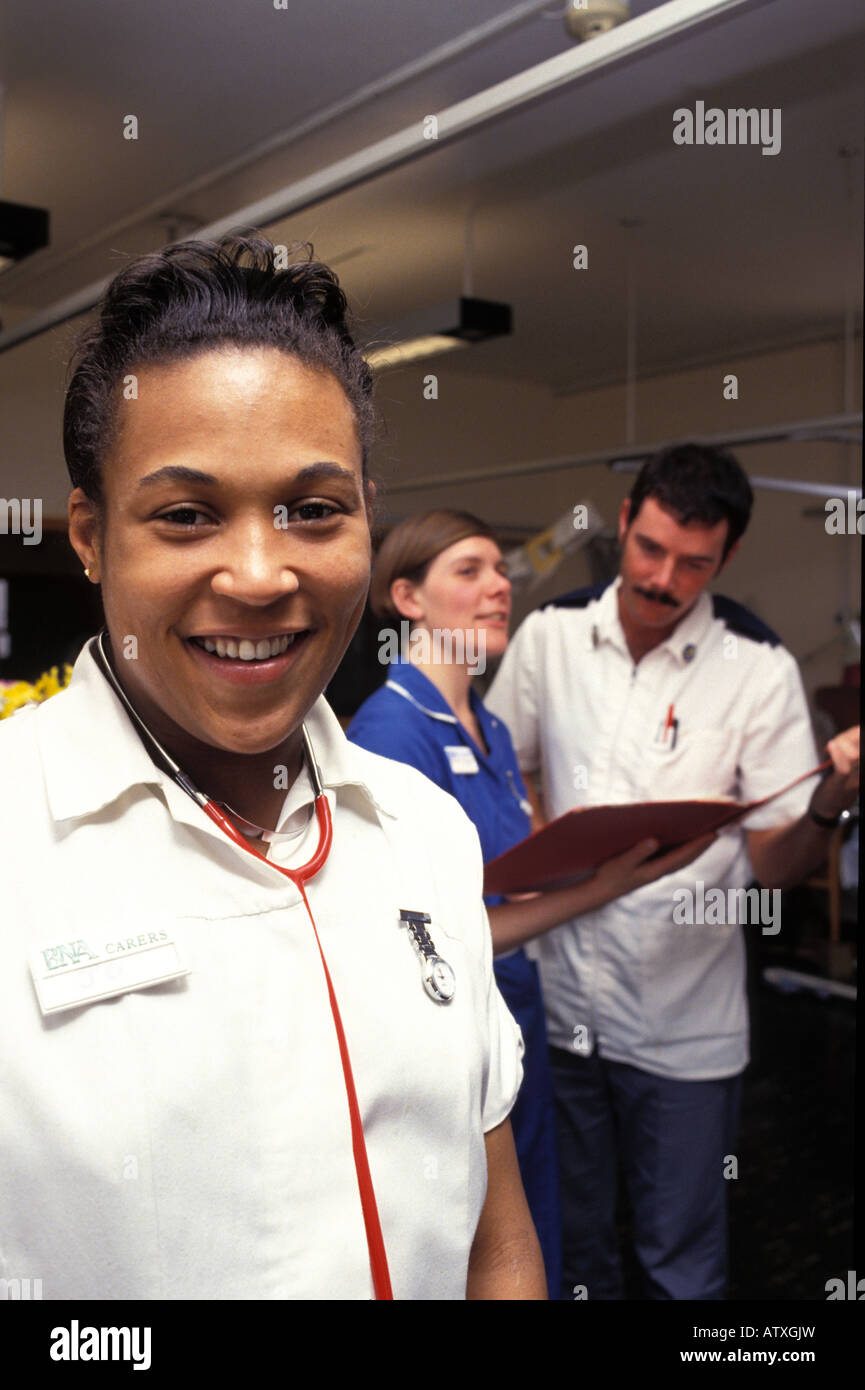 Nhs nurse black hi-res stock photography and images - Alamy