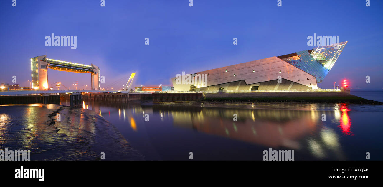 Deep hull hi-res stock photography and images - Alamy