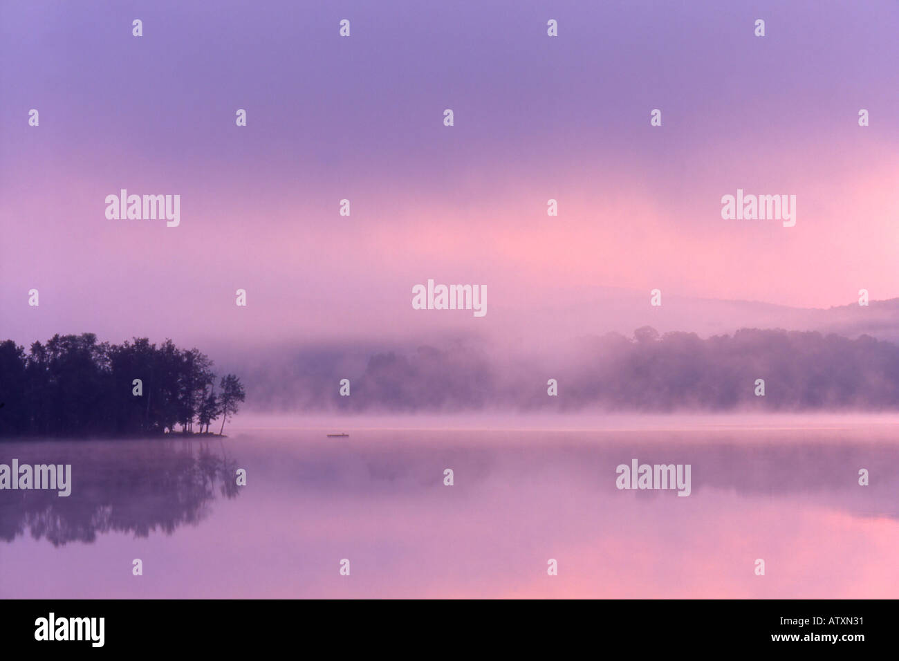 A peaceful water mist Stock Photo - Alamy