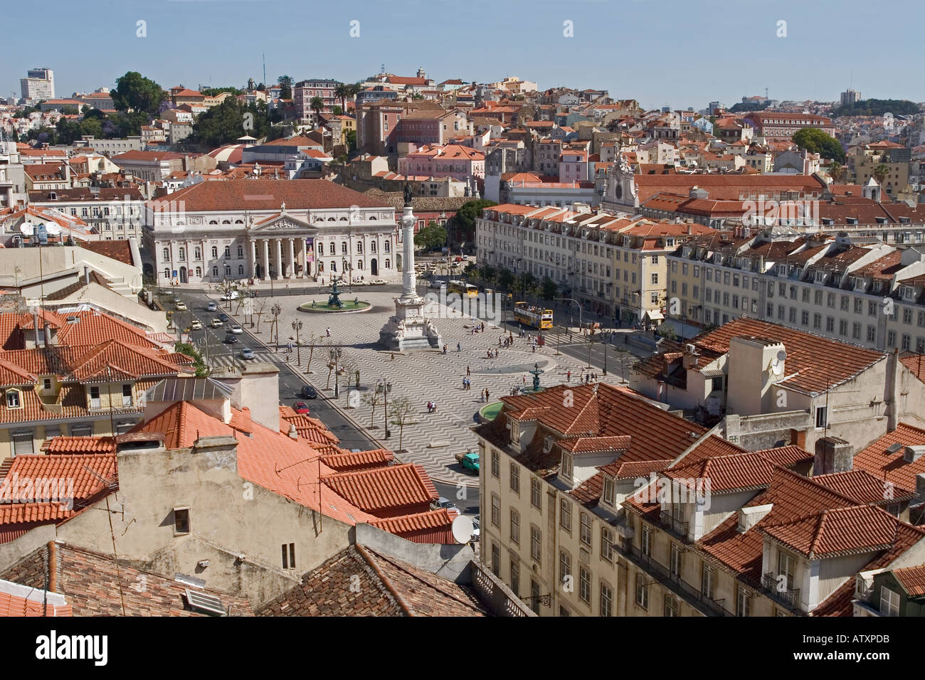 Buildings overlooking rua augusta hi-res stock photography and images ...