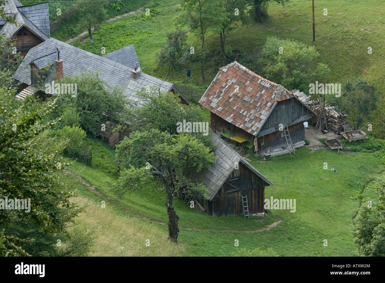 Old fashioned farm hi-res stock photography and images - Alamy
