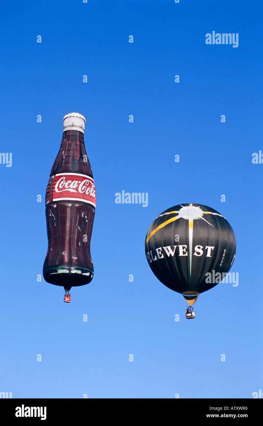 Coca cola float hi-res stock photography and images - Alamy