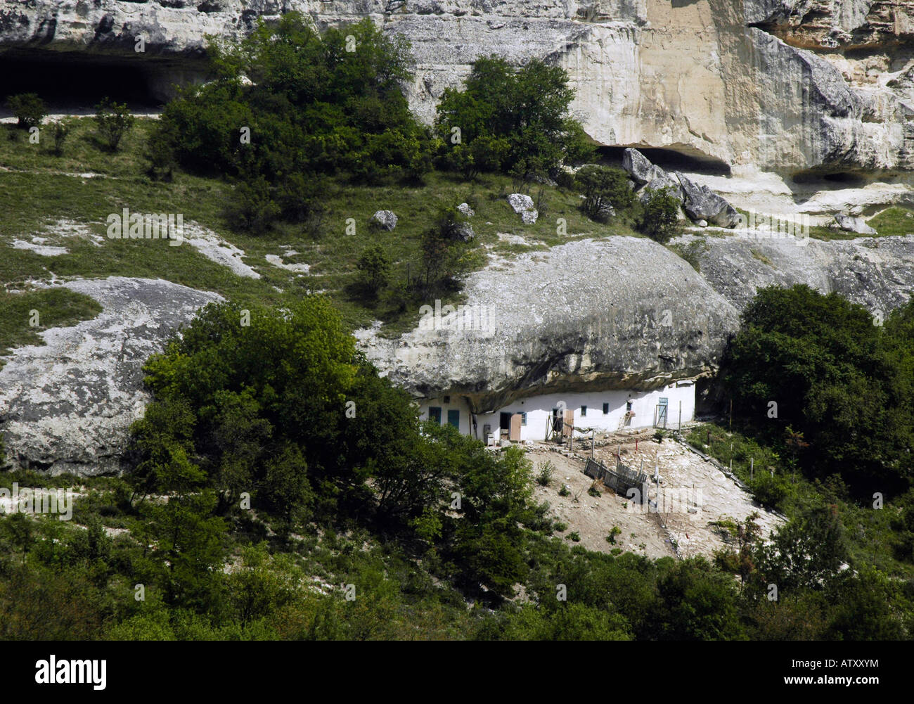 Ancient stonehouse in Bakhchysarai Stock Photo - Alamy