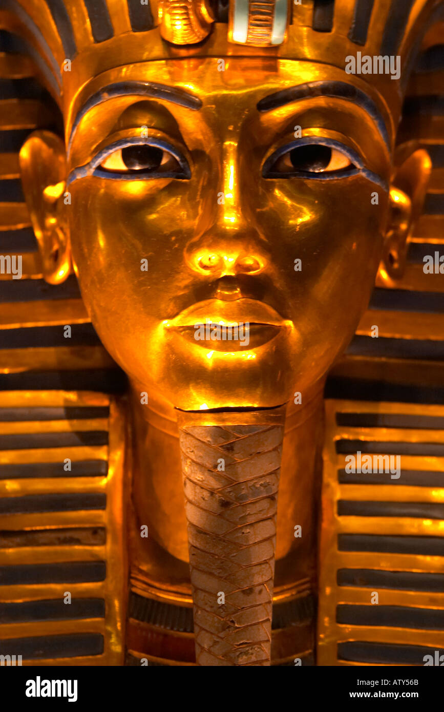 Tutankhamun Death Mask in the Cairo Museum Egypt Stock Photo - Alamy