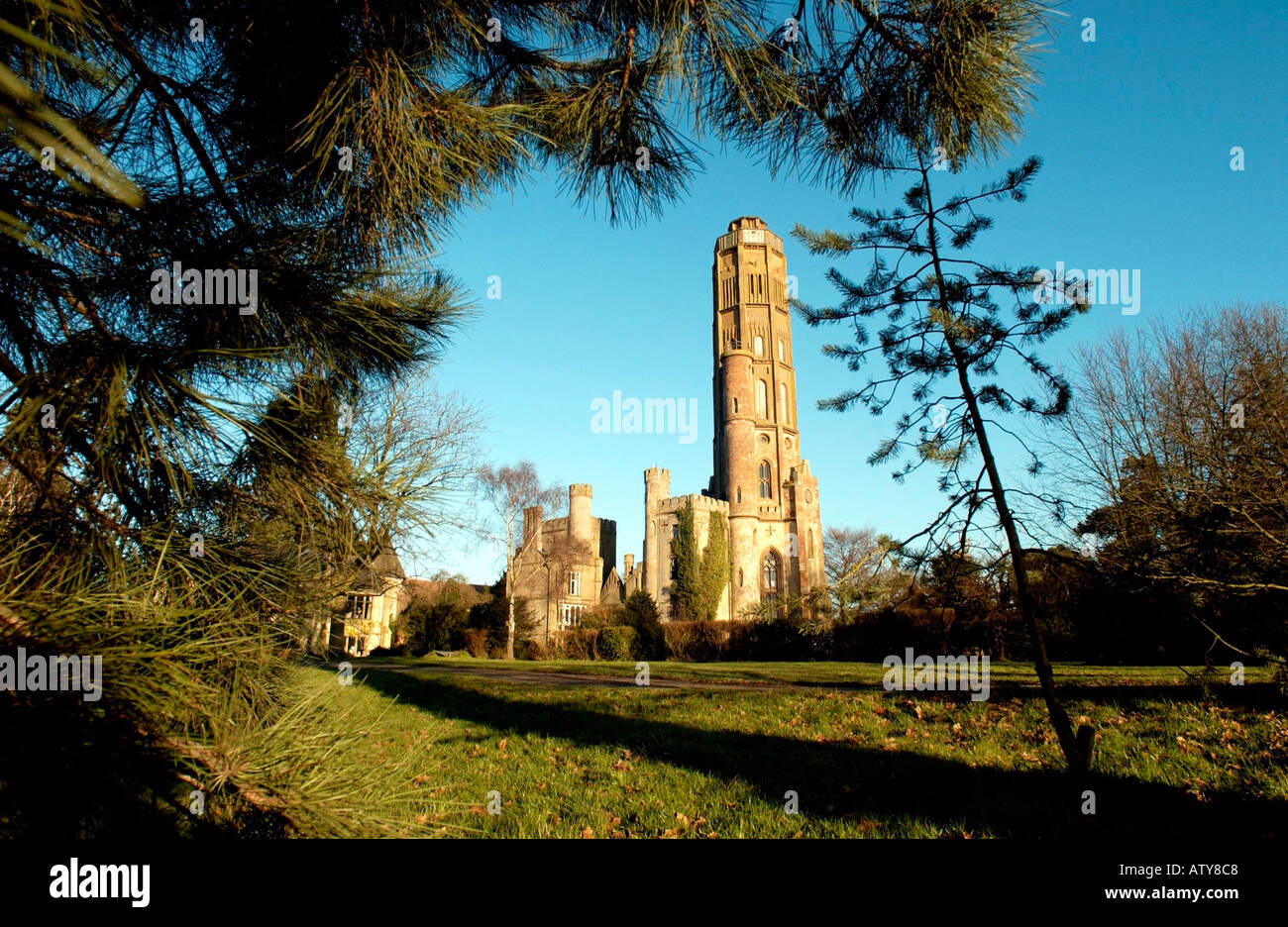Beautiful old tower in the Kent countryside Stock Photo - Alamy