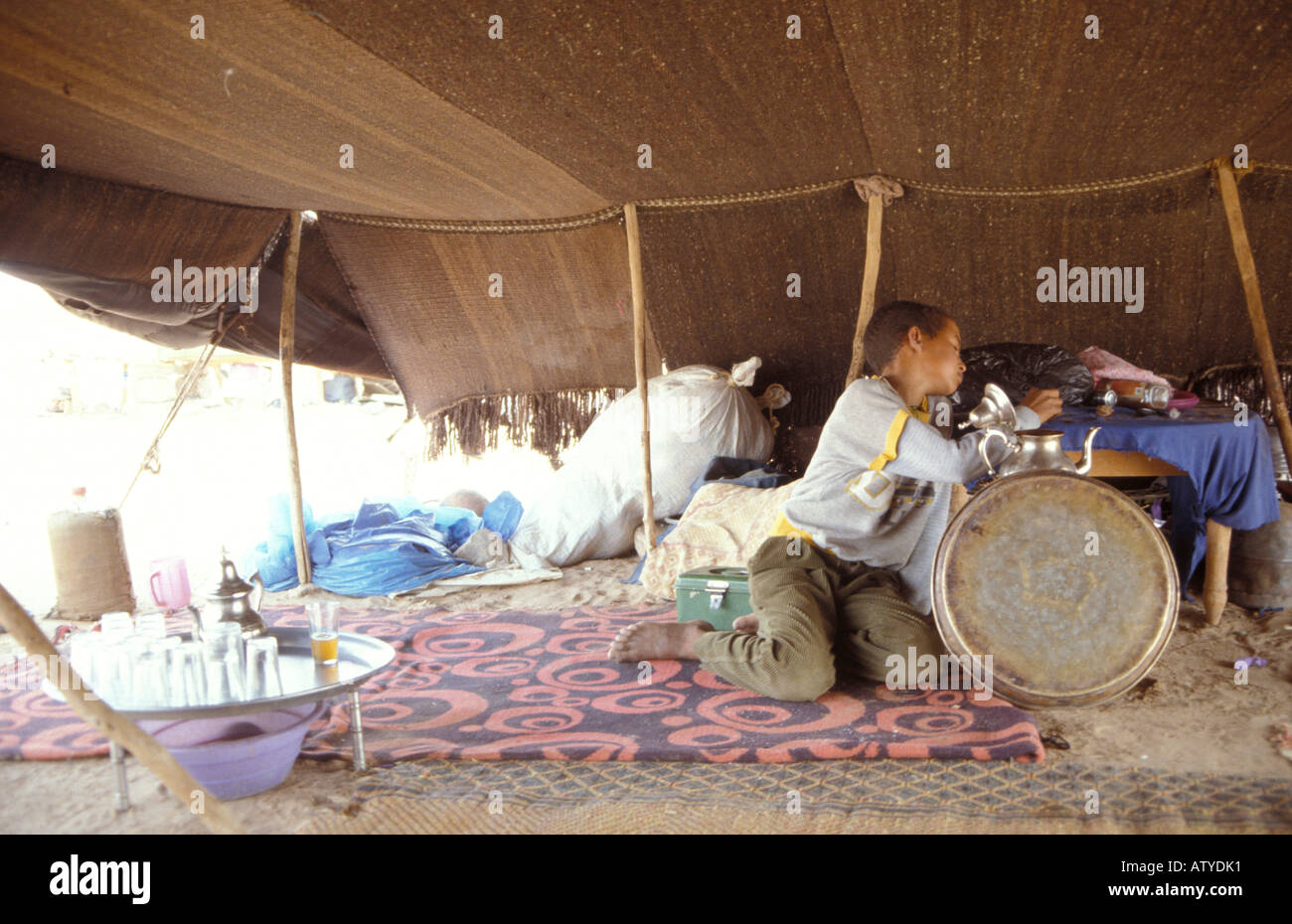 Tuareg tent hi-res stock photography and images - Alamy