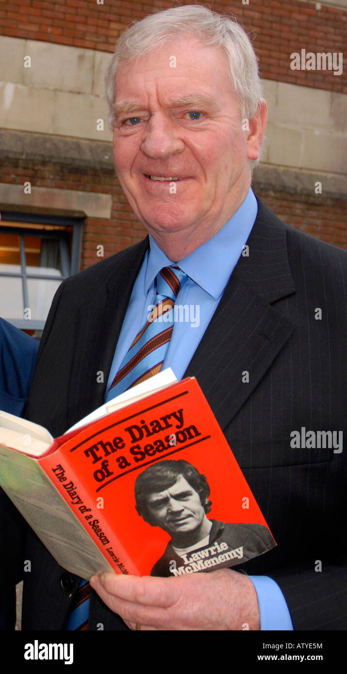 Lawrie mcmenemy hi-res stock photography and images - Alamy