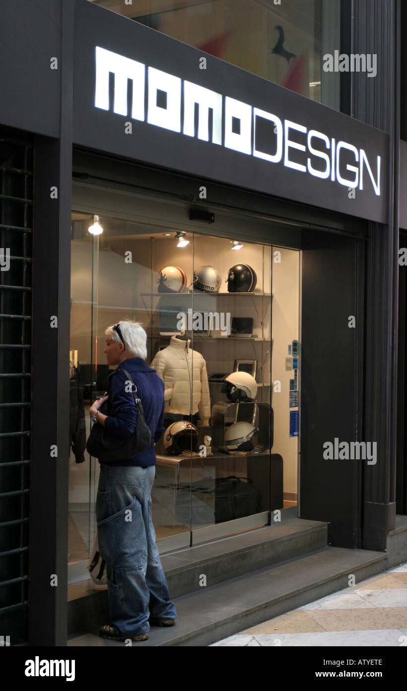 Momodesign hi-res stock photography and images - Alamy