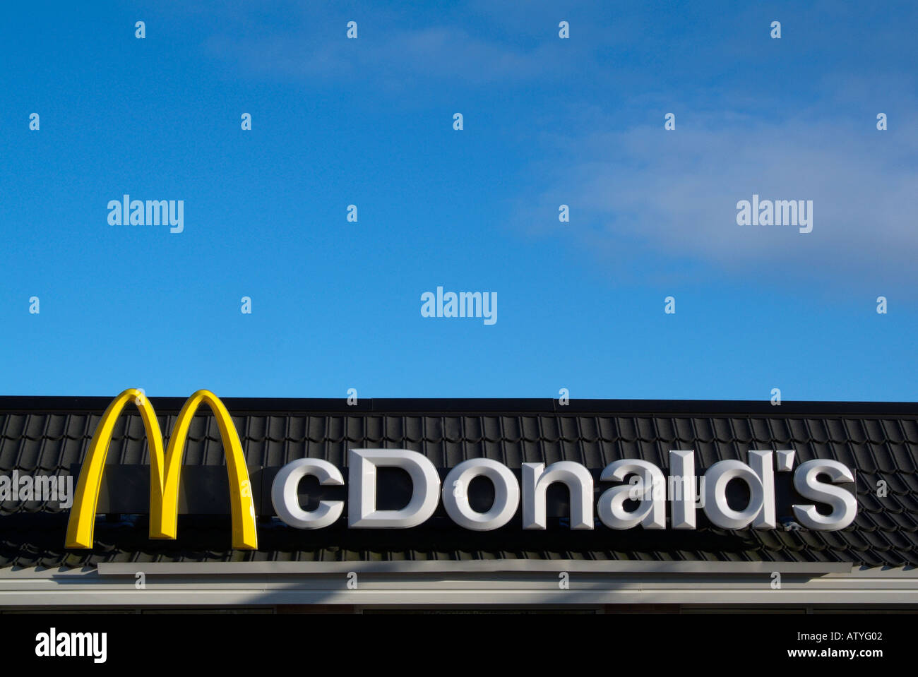 Mcdonald’s mcdonald yellow logo red blue white exterior display sign ...