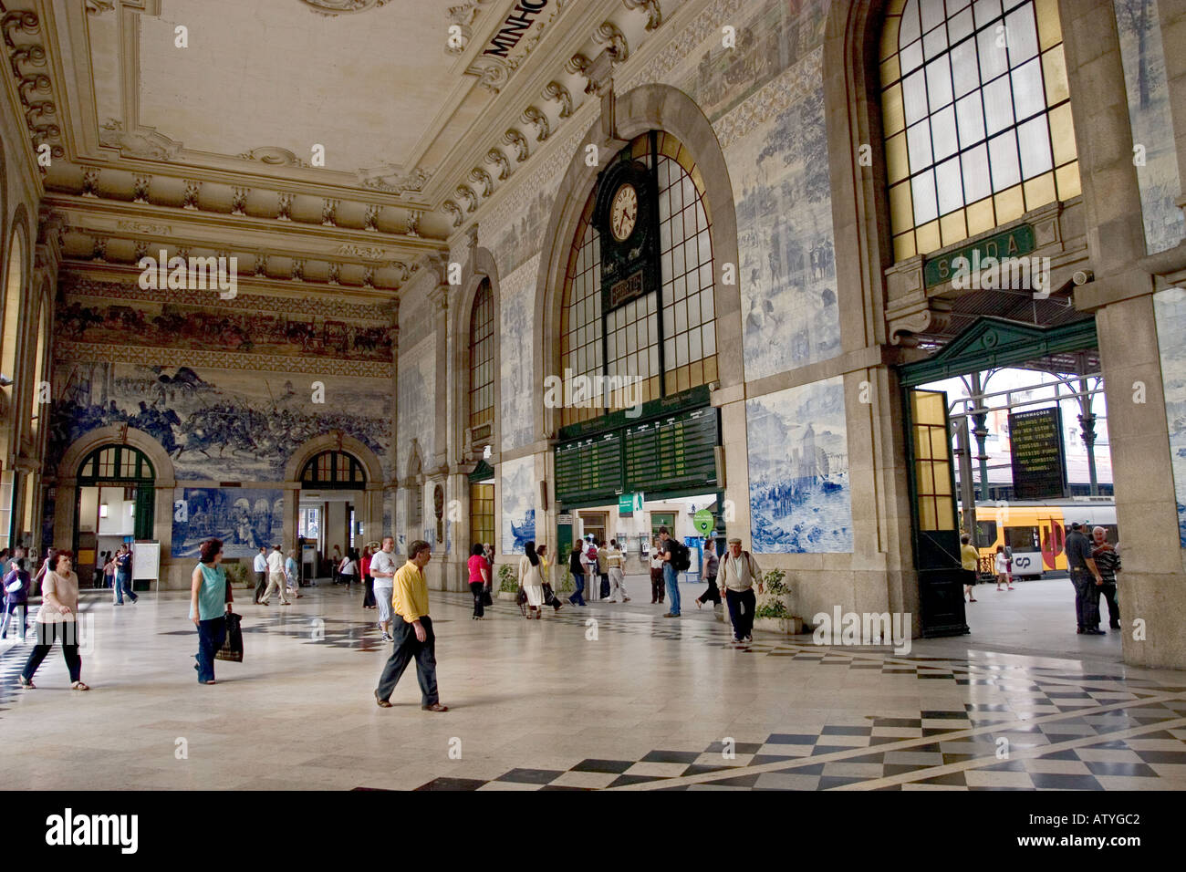 Inside station hi-res stock photography and images - Alamy