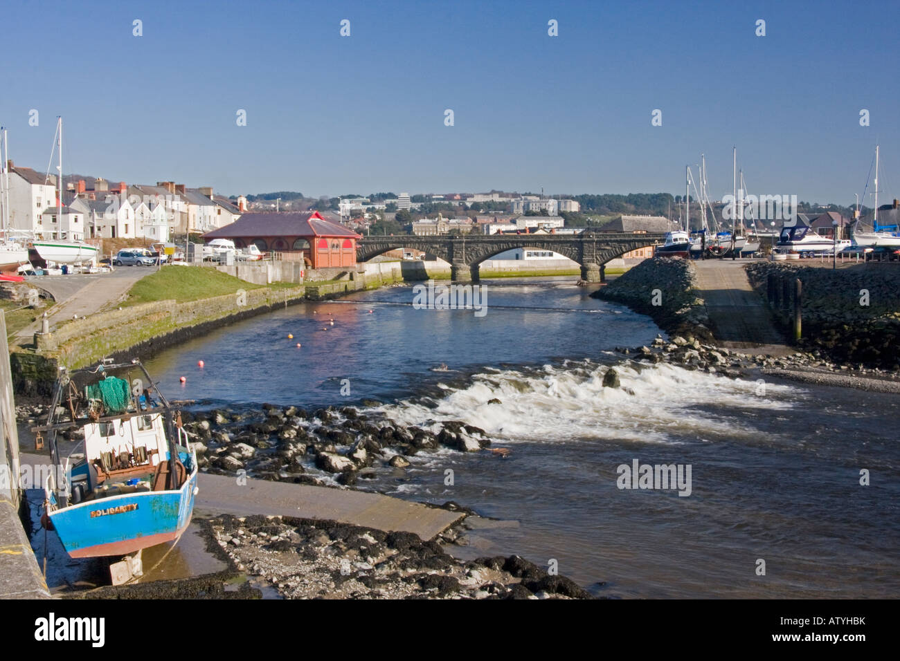 mouth of river rheidol into aberystwyth harbour Stock Photo - Alamy