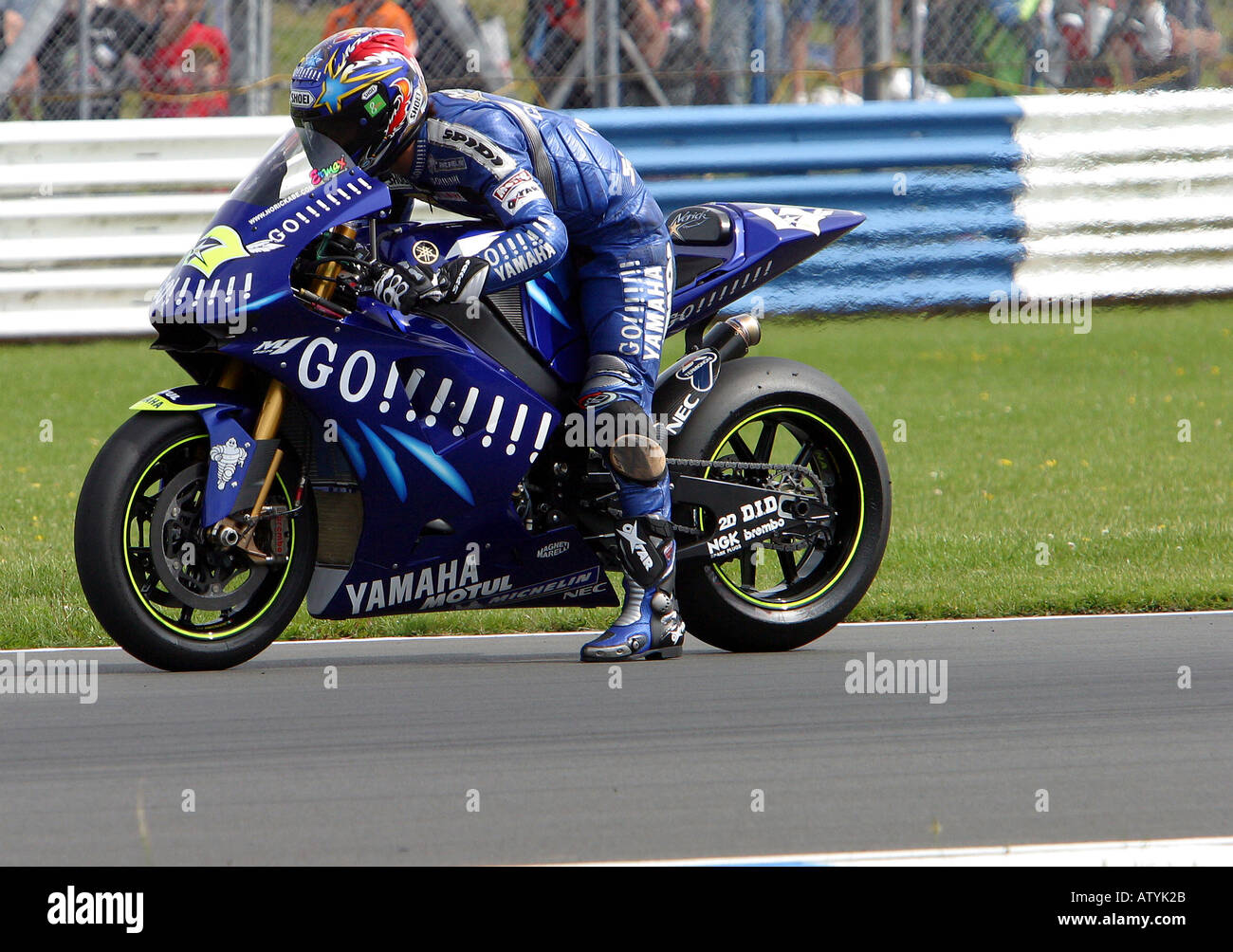 norick abe m1 yamaha does a practice start on the donington race track ...