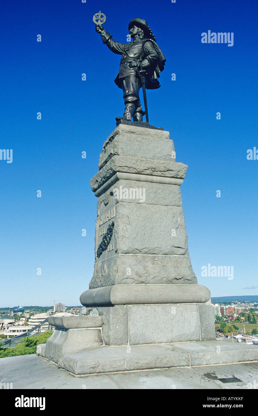 Jacques Cartier Statue