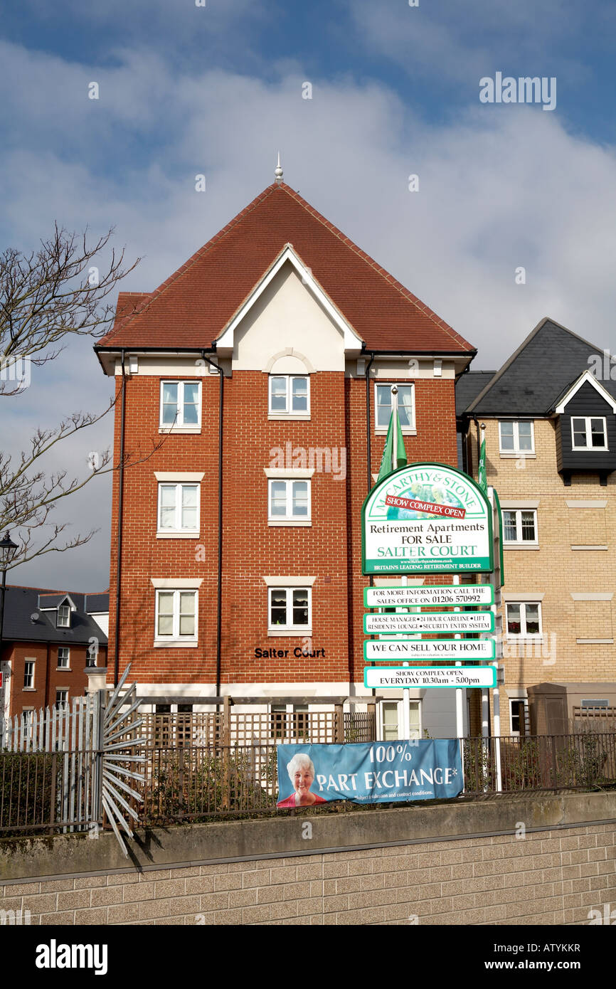 Retirement flats for sale hi-res stock photography and images - Alamy