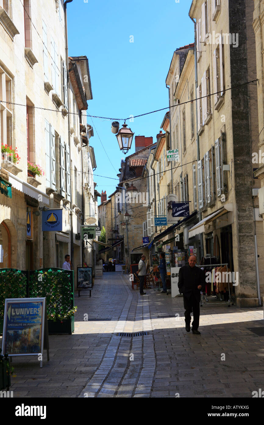 Street in perigueux dordogne france hi-res stock photography and images ...