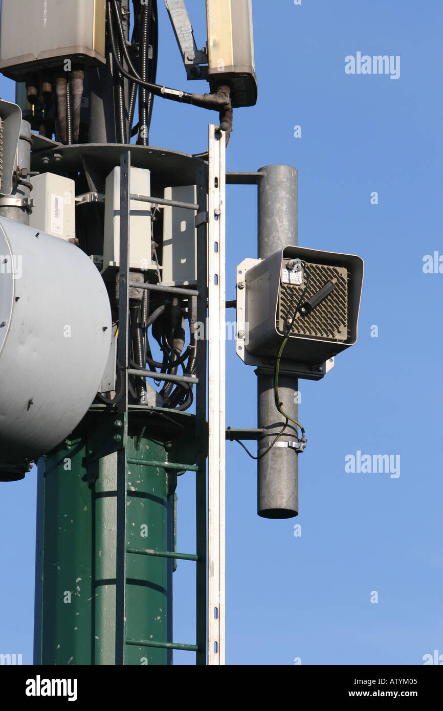 Radio signals hi-res stock photography and images - Alamy