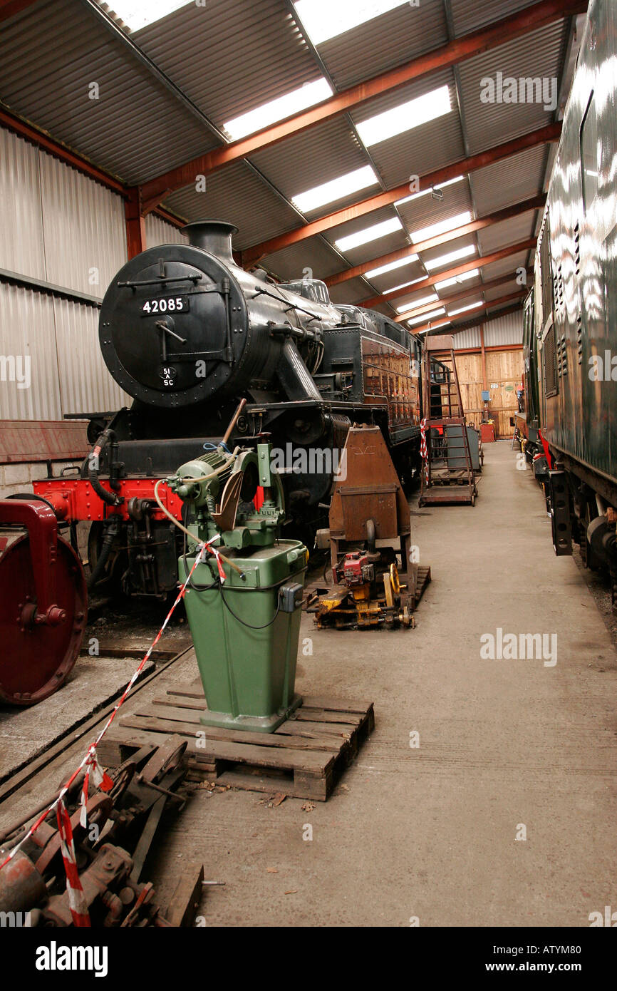 Steam Engine in the repair sheds at Haverthwaite station, Cumbria Stock ...