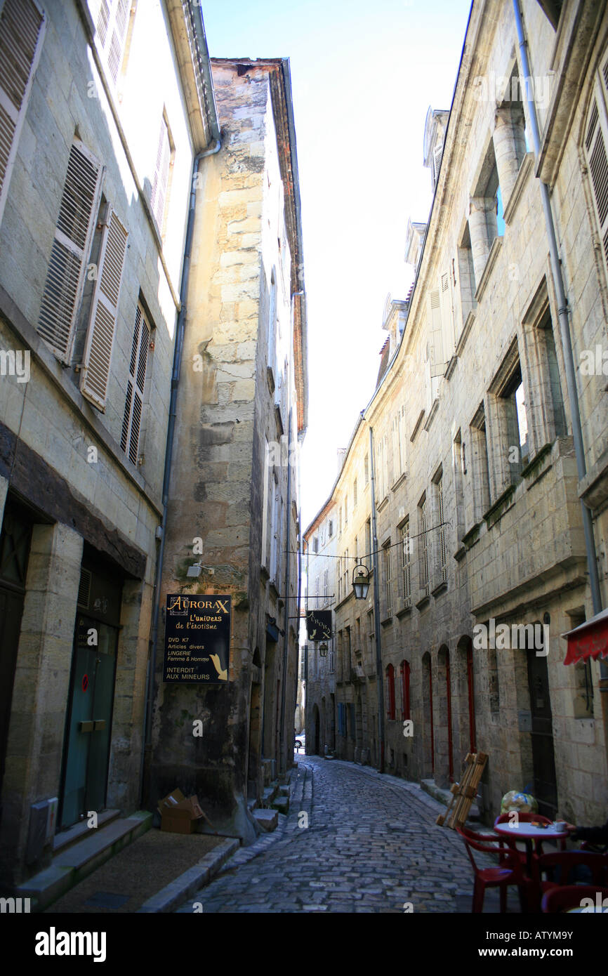 Street in perigueux dordogne france hi-res stock photography and images ...