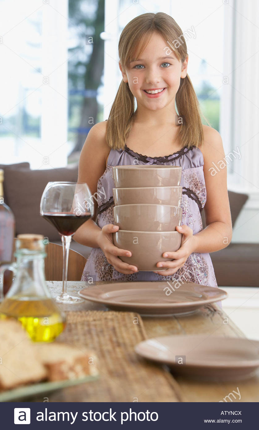 Balancing Plates Stock Photos & Balancing Plates Stock Images - Alamy