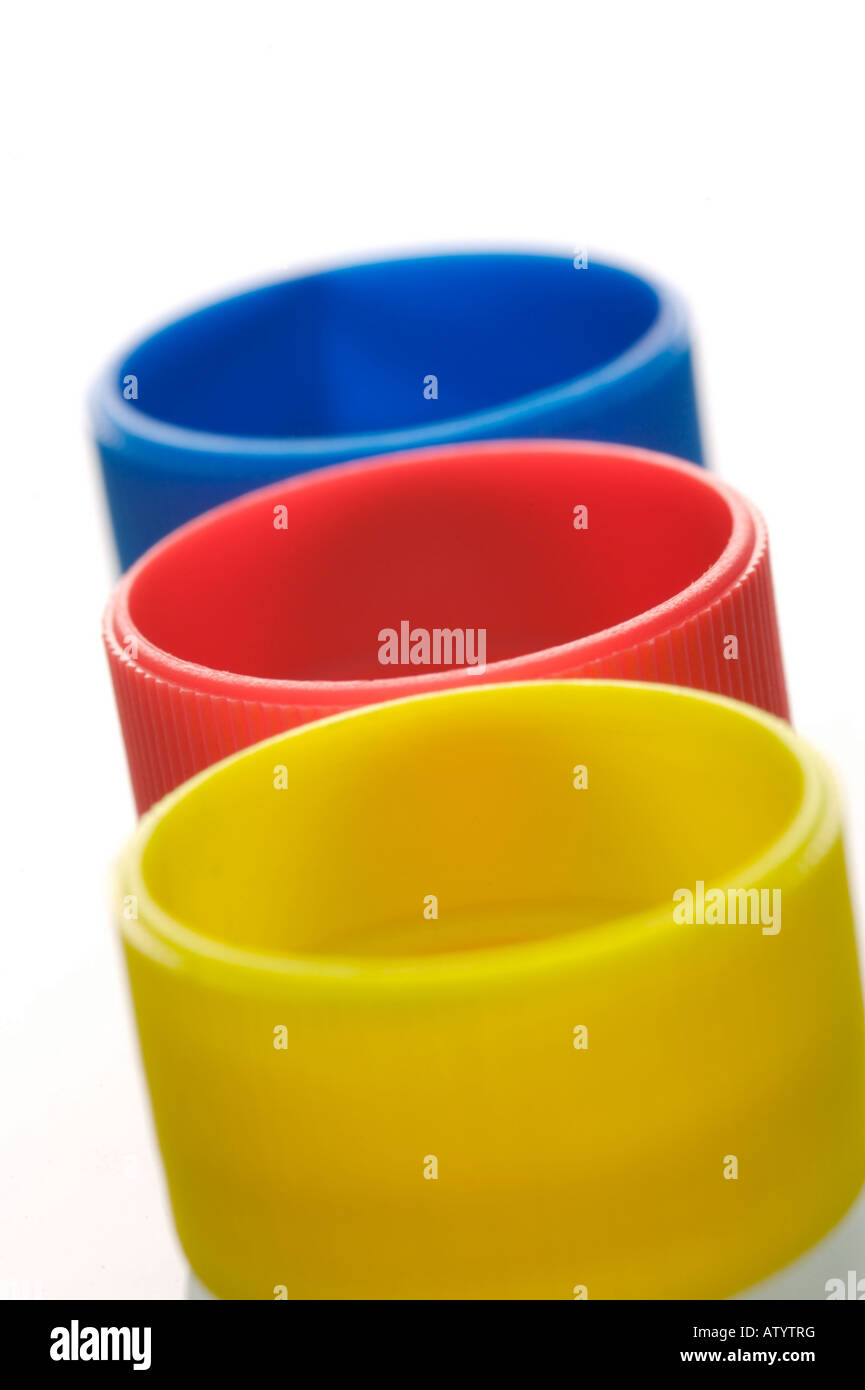Coloured bottle caps hi-res stock photography and images - Alamy