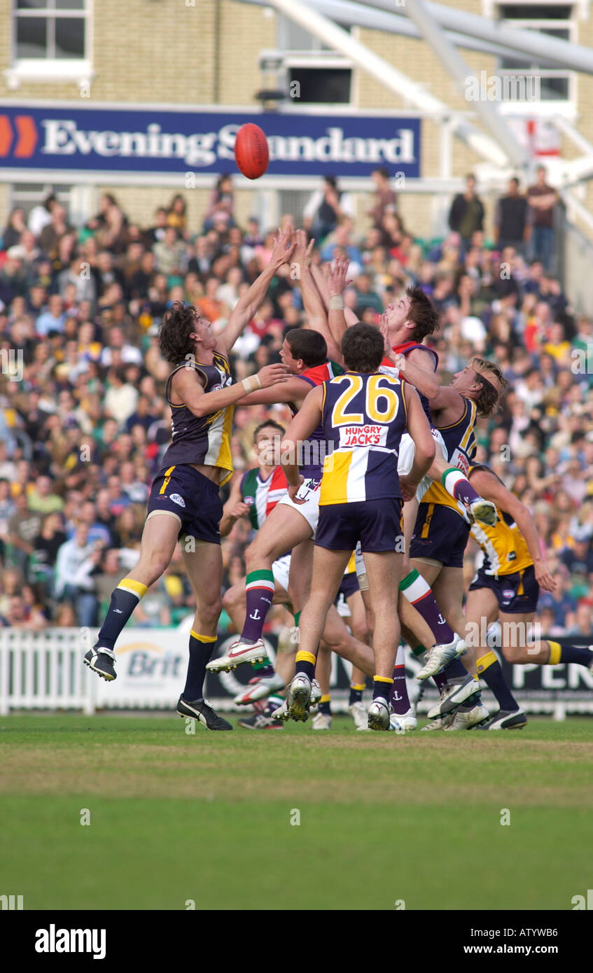Afl Challenge Trophy High Resolution Stock Photography and Images - Alamy