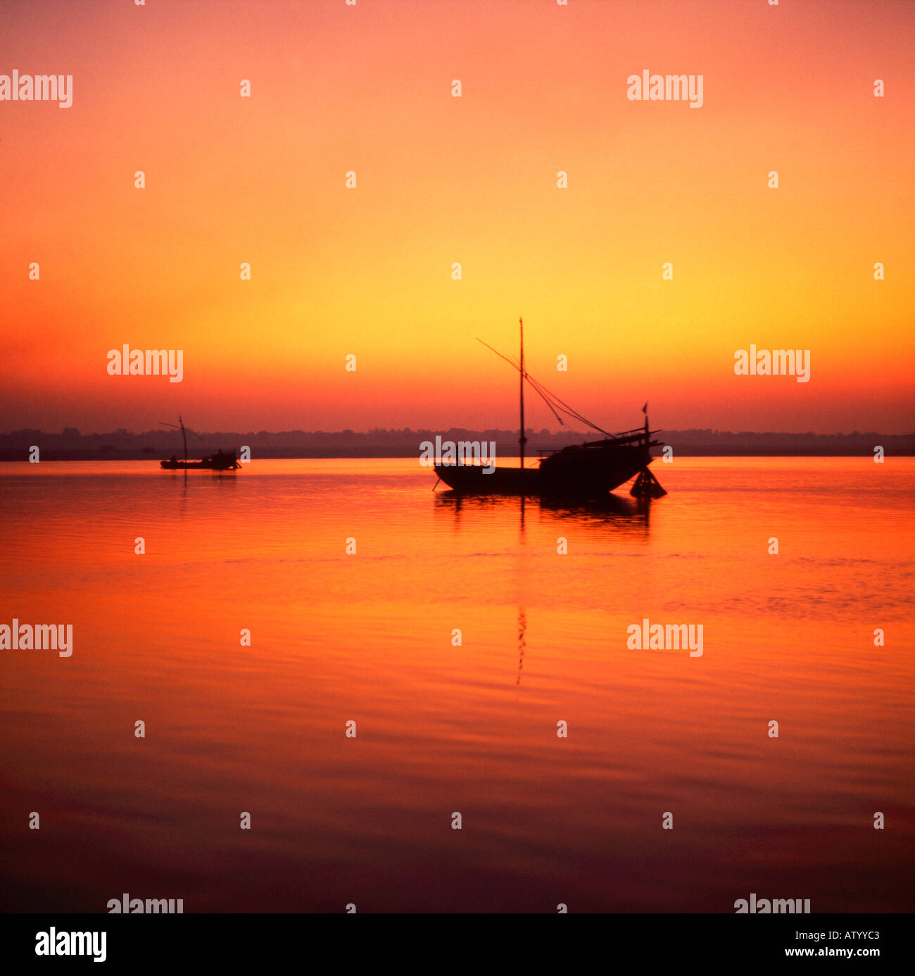 Sunset Varanasi Uttar Pradesh India Stock Photo - Alamy