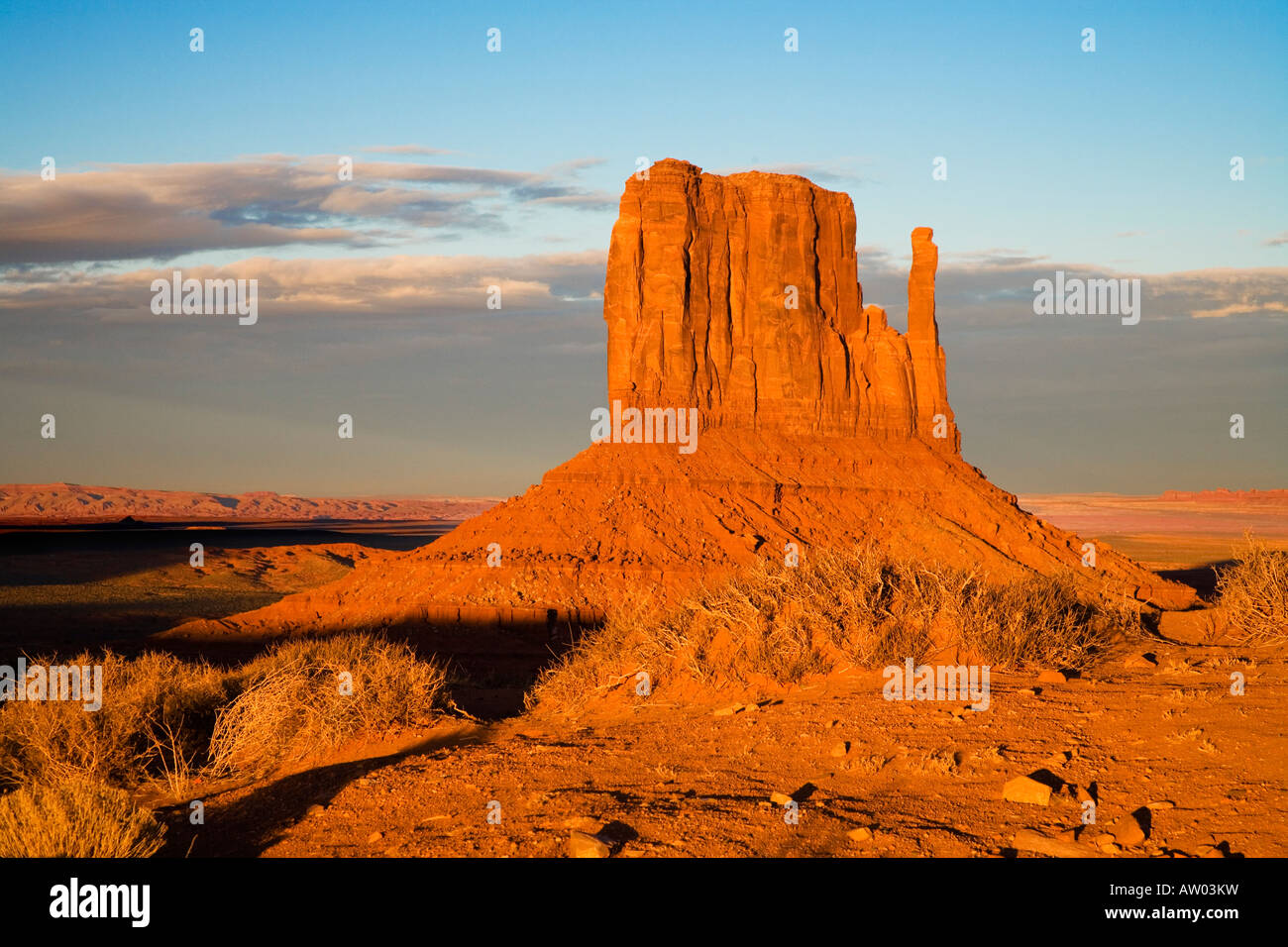 Left Mitten at Sunset Monument Valley Southern Utah USA Stock Photo - Alamy